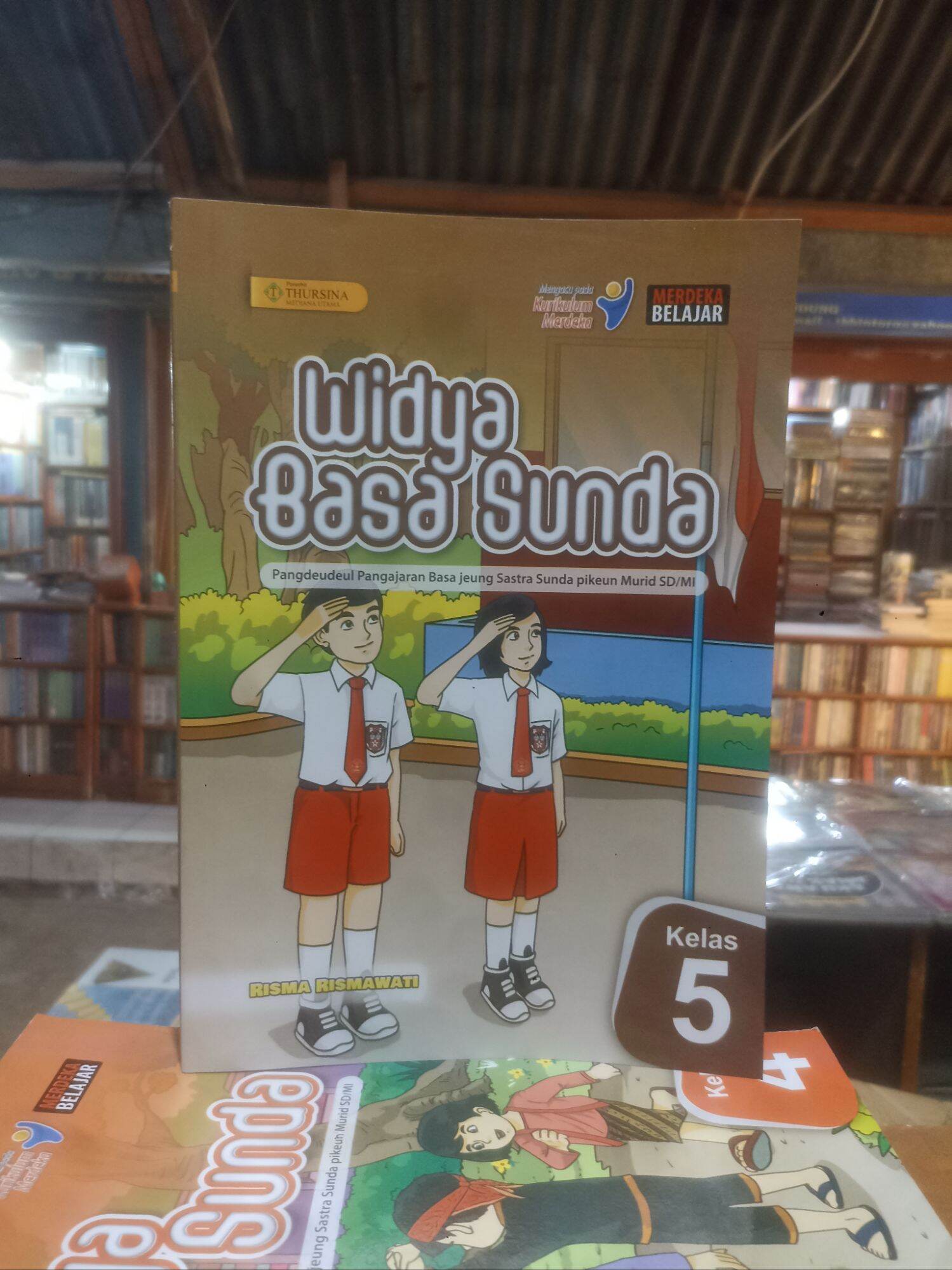 Thursina Buku Widya Basa Sunda Kelas 5 SD - Risma Rismawati Kurikulum Merdeka Original | Lazada ...