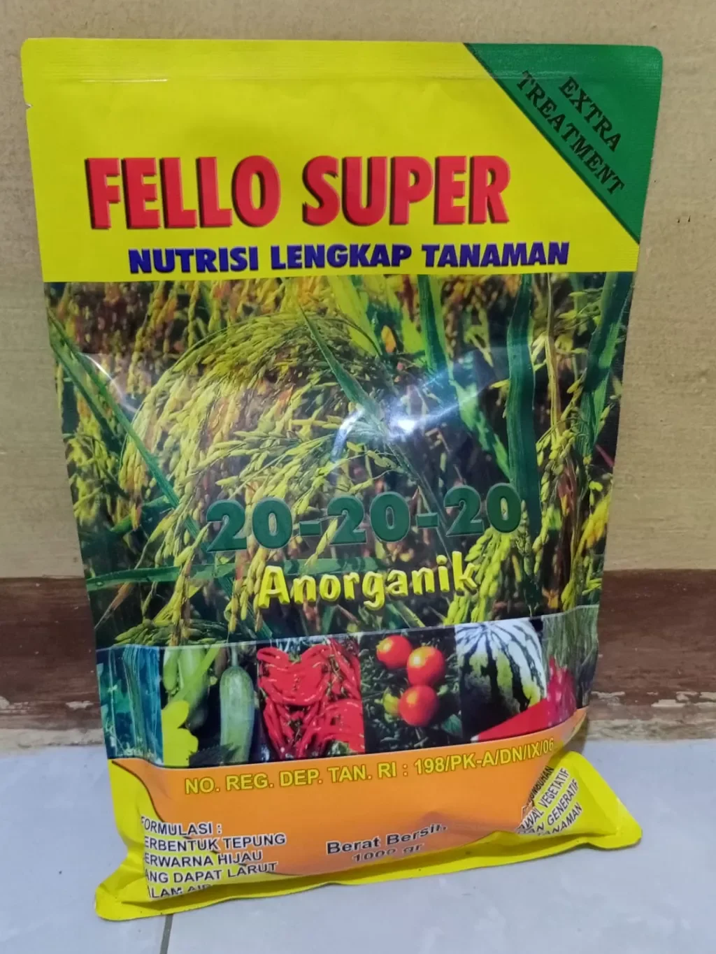 FELLO SUPER/Nutrisi Tanaman dengan kandungan NPK 20 20 20 | Lazada ...