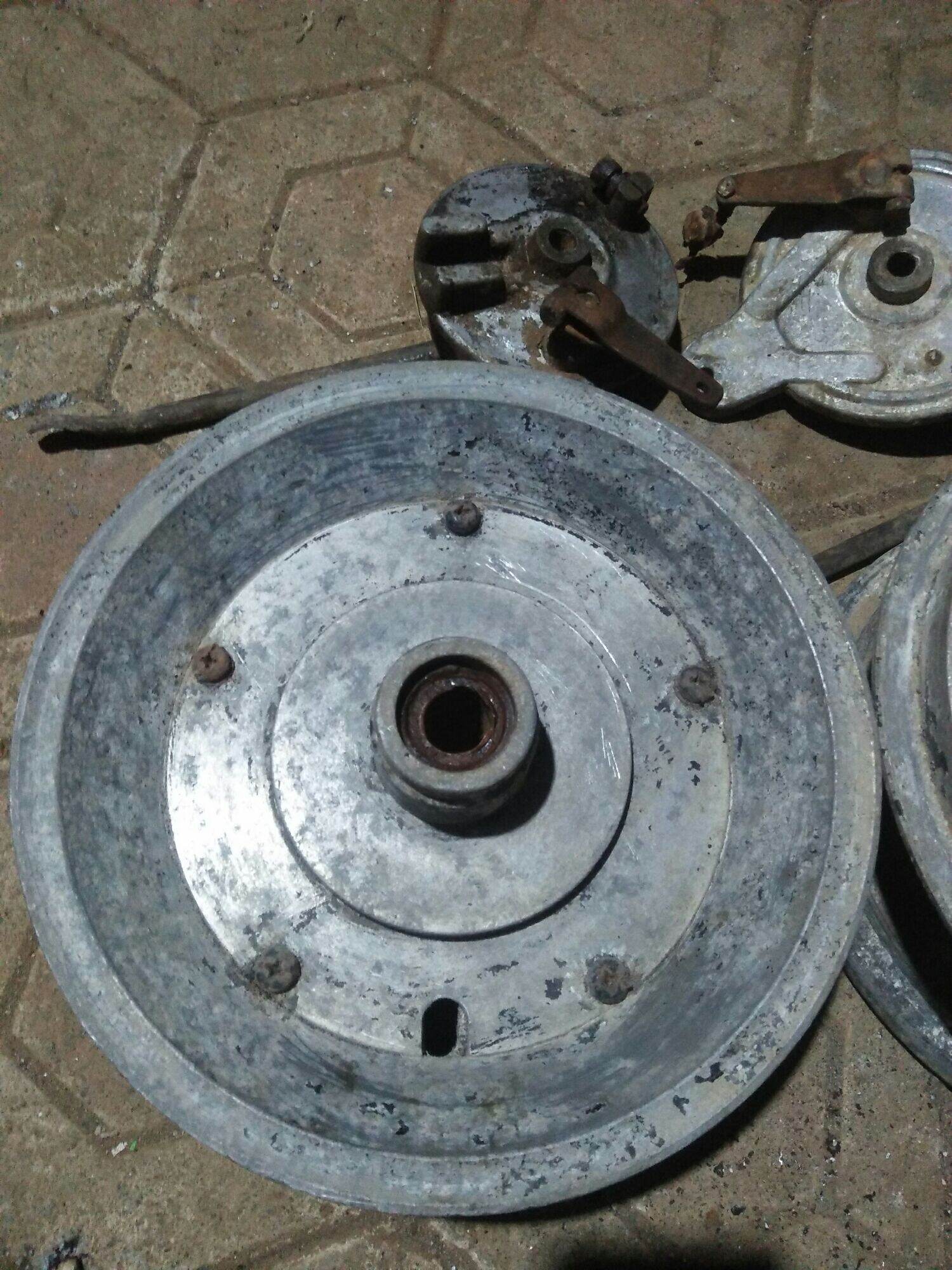 velg monoblock rung 10, ukuran depan 10x300, ukuran belakang 350. eks ...