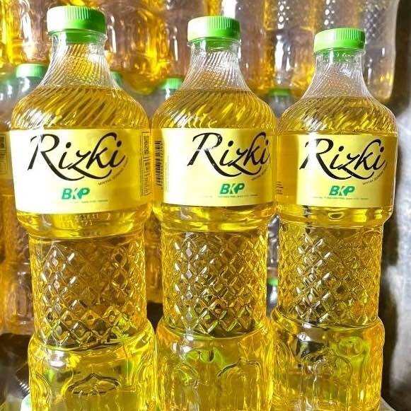 MINYAK GORENG RIZKI BOTOL 900 ML | Lazada Indonesia