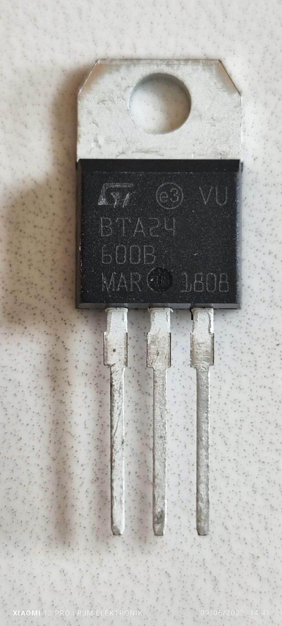 ic triac BTA24 600B original | Lazada Indonesia