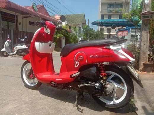 Sepaket Body Halus Honda Scoopy fi Lama Warna Merah Candy Tahun 2014 ...