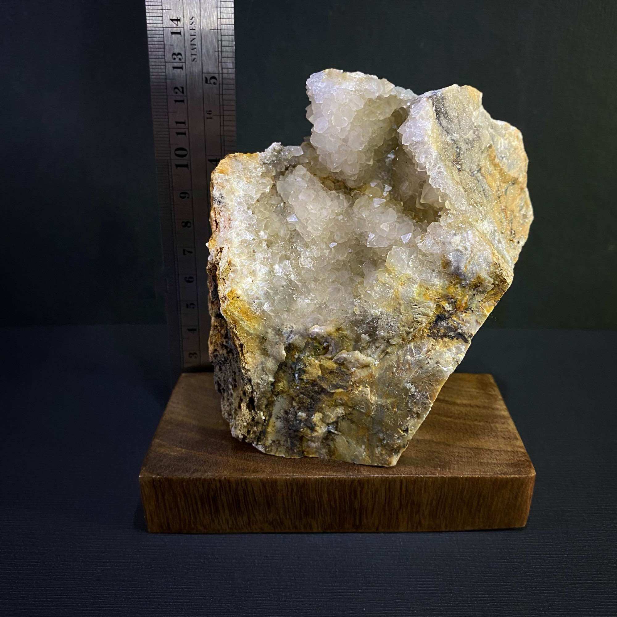 Batu Crystal Geode Quartz Natural L59 atau Batu Kristal Alam atau Clear ...