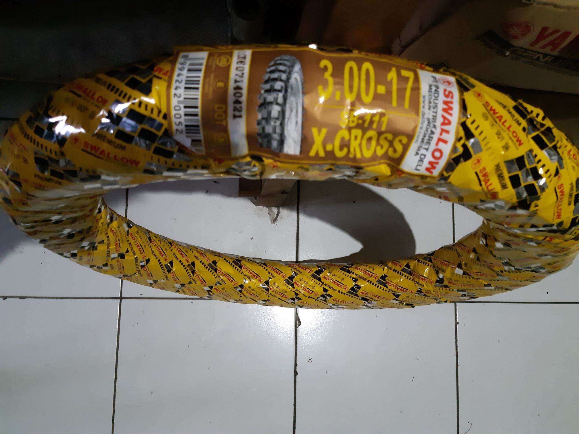 Ban Cross Swallow 300-17 Type X Cross | Lazada Indonesia