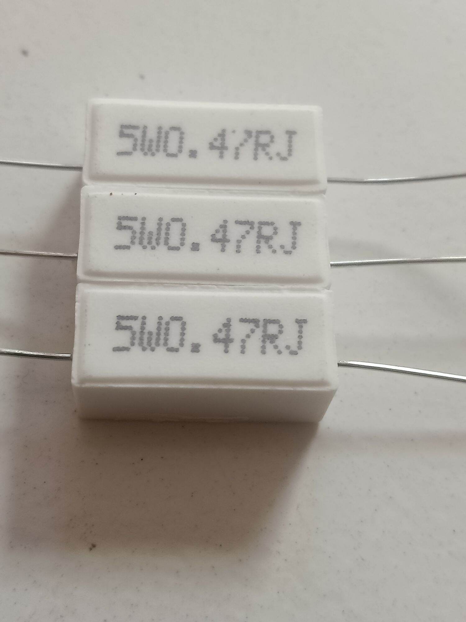 resistor 5watt 0,47RJ putih per 10 pcs | Lazada Indonesia
