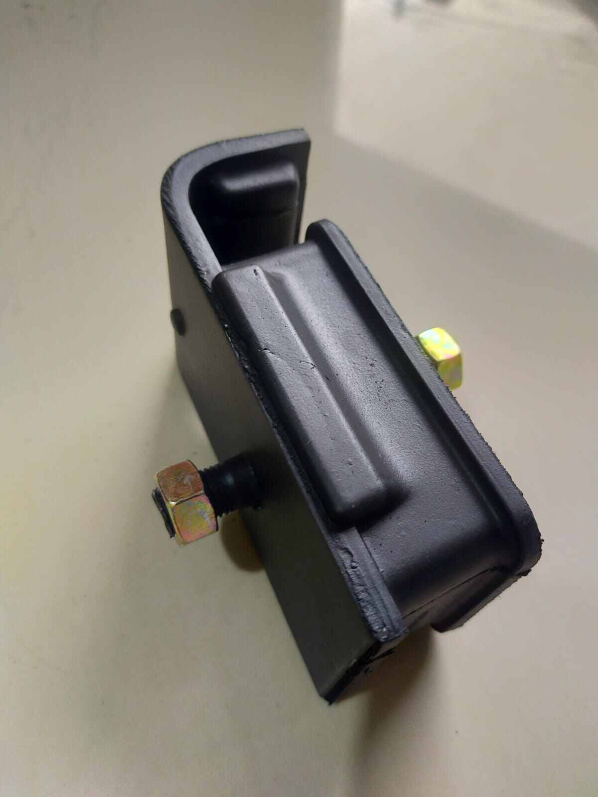 DUDUKAN MESIN/ ENGINE MOUNTING MITSUBISHI COLT DIESEL PS 100/ PS 120 ...