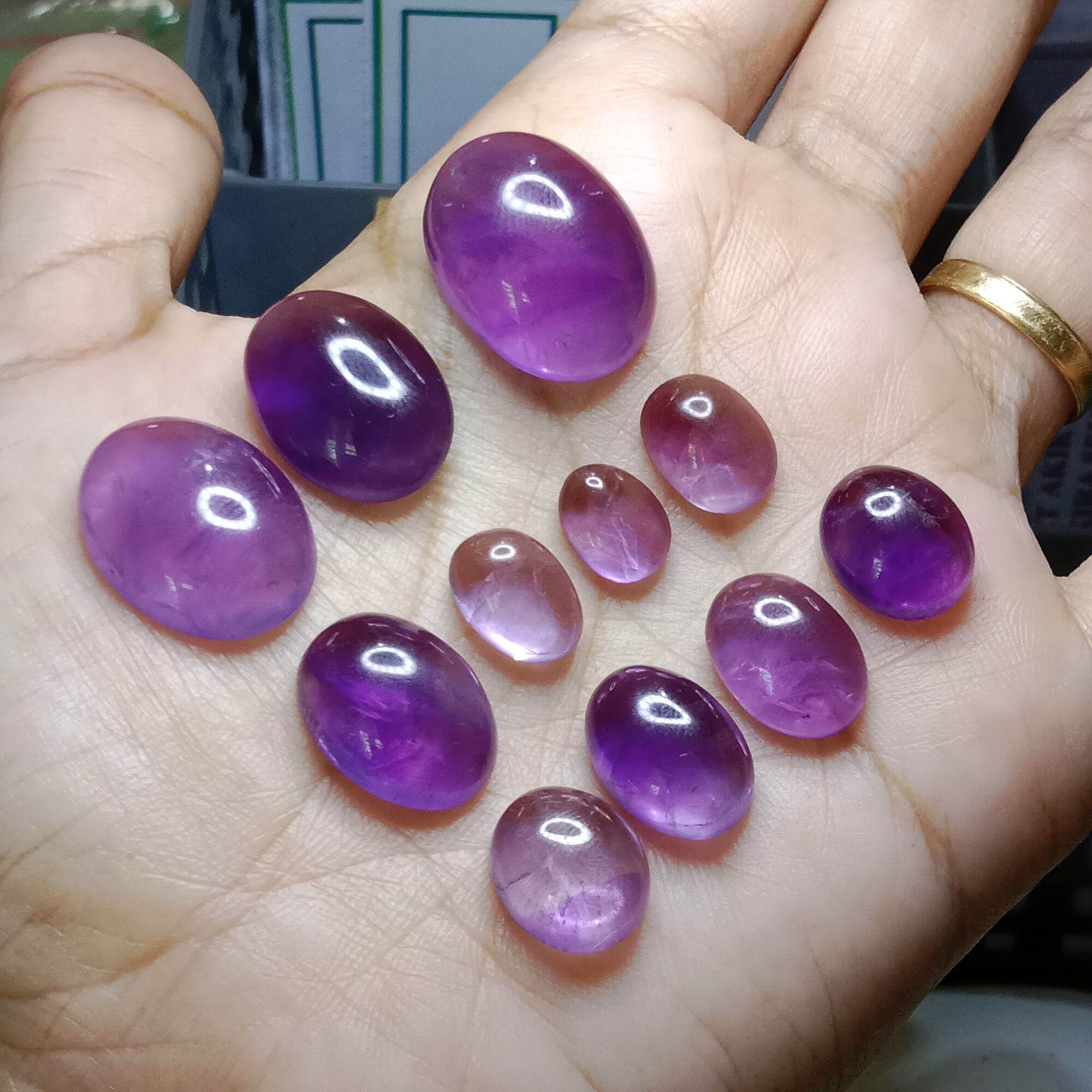 Batu Kecubung Ungu Muda