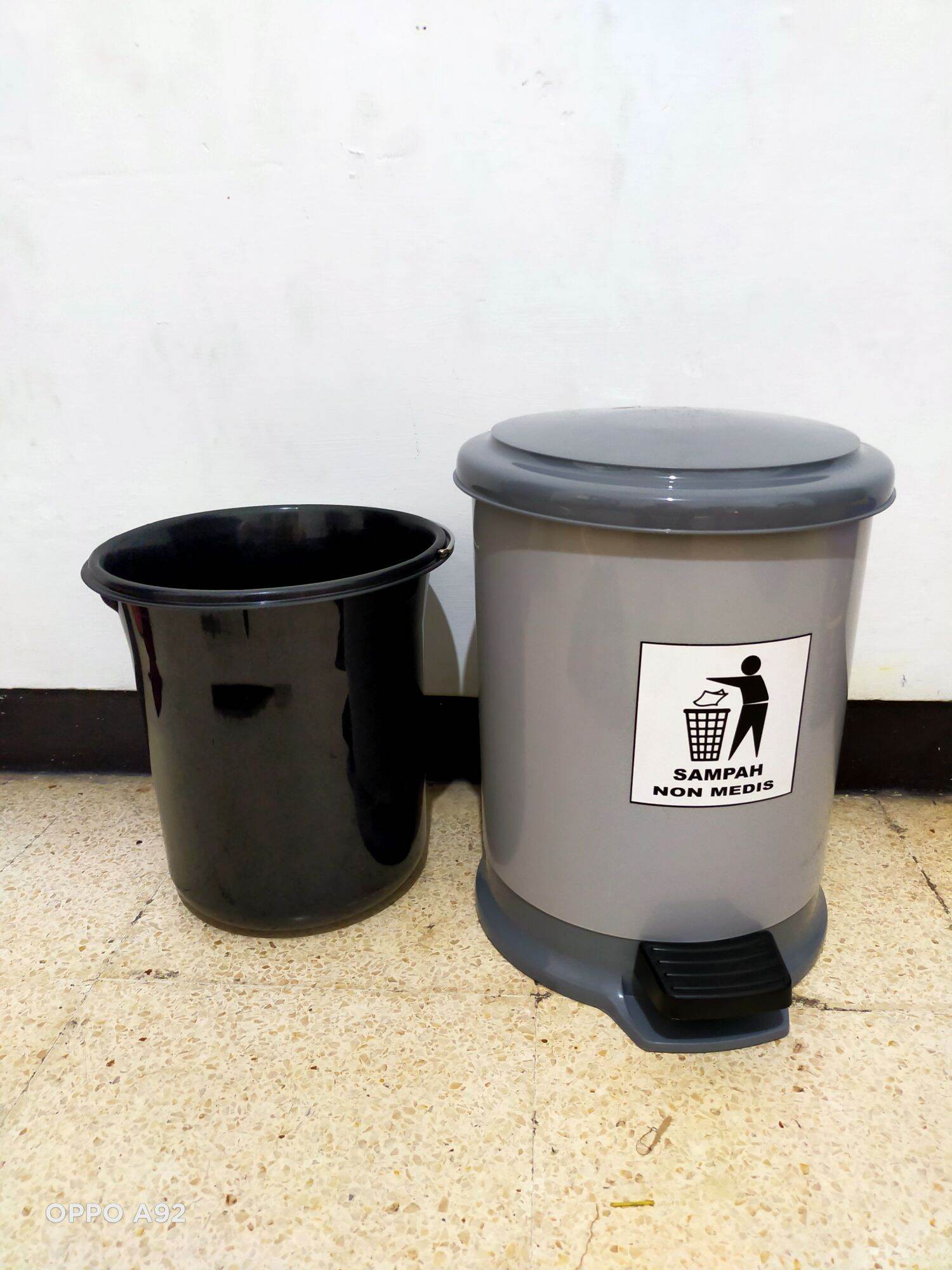 Tempat Sampah Organik Non Medis 10 Liter | Lazada Indonesia