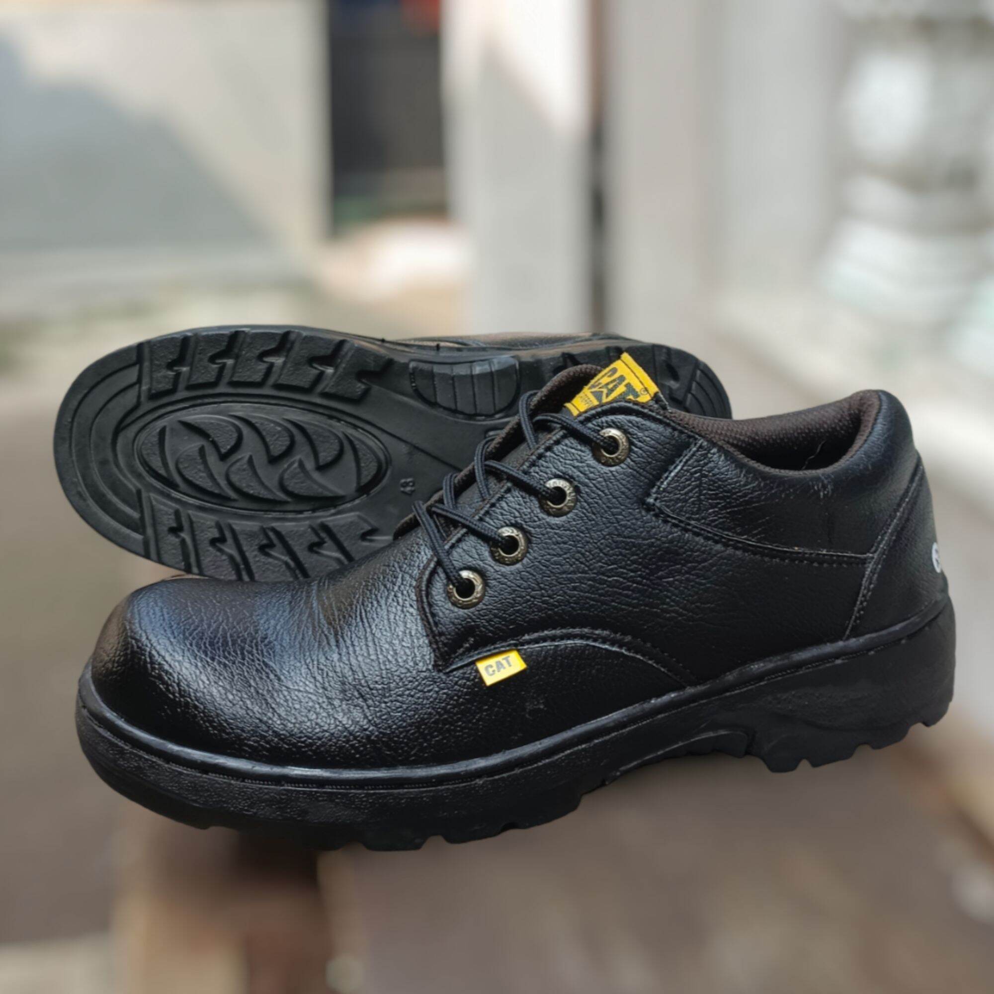 Sepatu Safety Ujung Besi Untuk Keamanan Kerja Lapangan Sepatu Buat ...