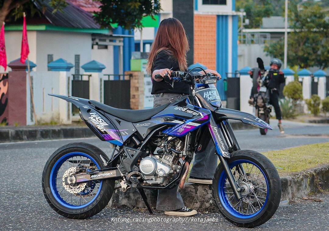 DECAL EMBLEM STIKER MOTOR YAMAHA WR 155 BIRU SIMPLE KEREN TERBARU list ...