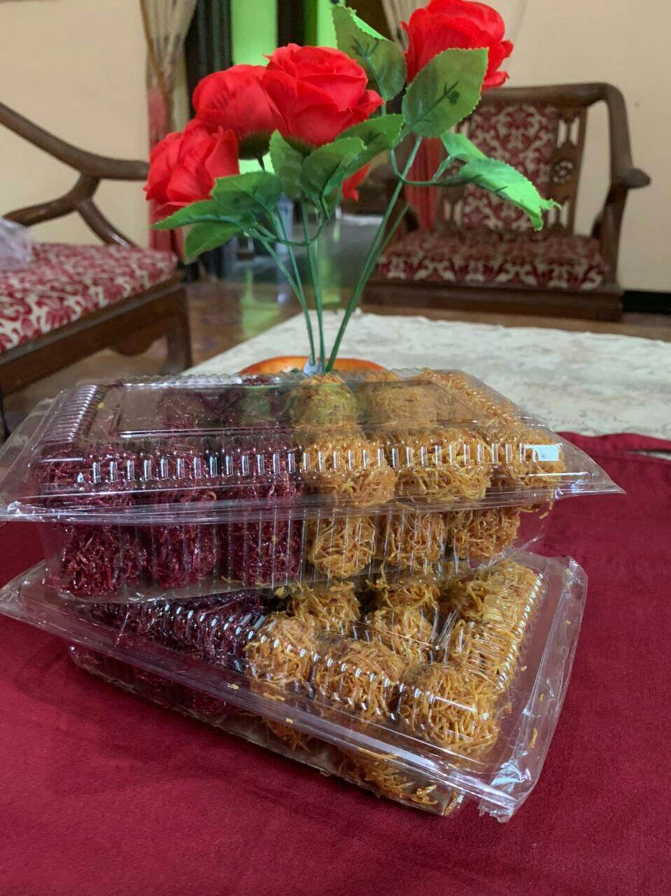 KUE GRUBI KREMES MURAH SNACK JADUL ASLI JOGJA ISI 42 VARIAN 2 WARNA ...