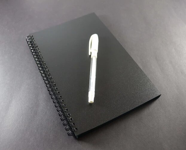 Sketchbook Hitam B5/ Notebook Black Paper /Buku Gambar Lukis Cat Air ...