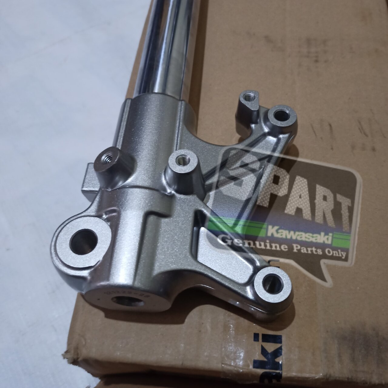 AS PIPA SHOCK SHOK DEPAN USD KIRI D-TRACKER 150 ORIGINAL KAWASAKI ...