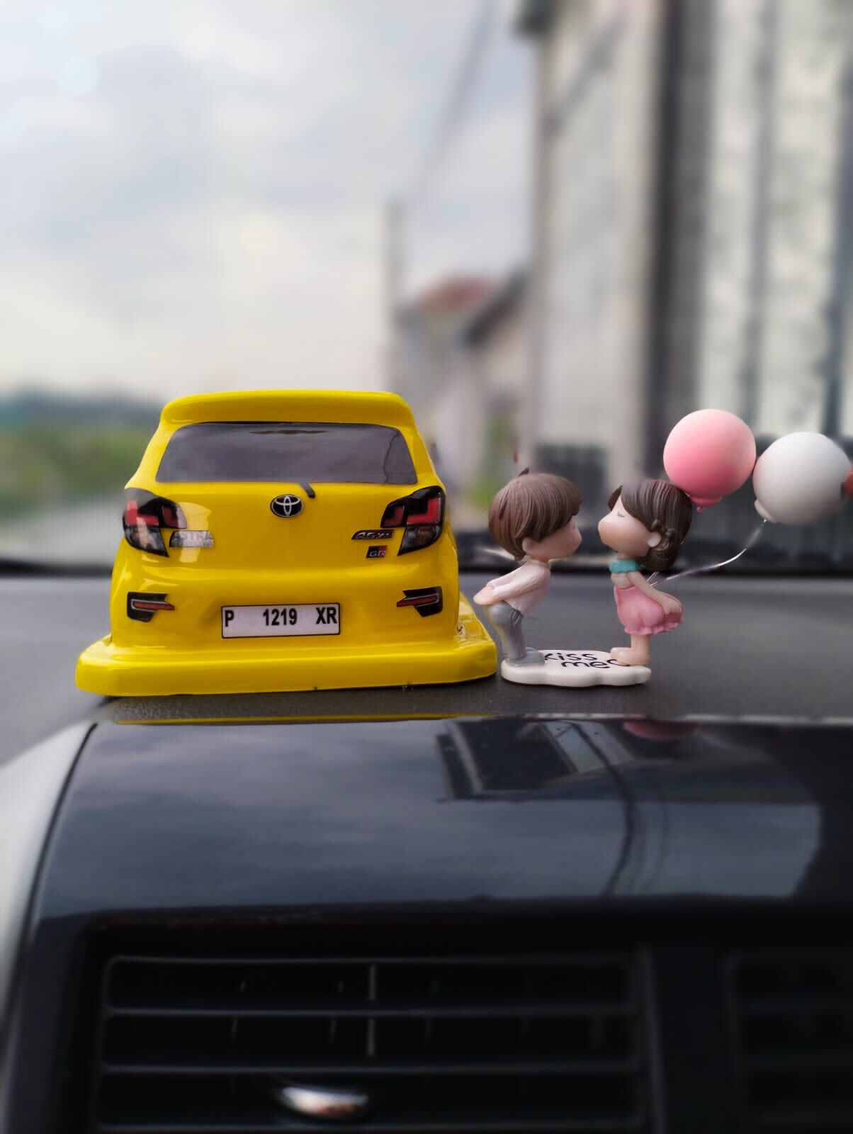(Fortuner 2010) Kotak Tissue Minimalis Bentuk Mobil / Tempat Tisu ...