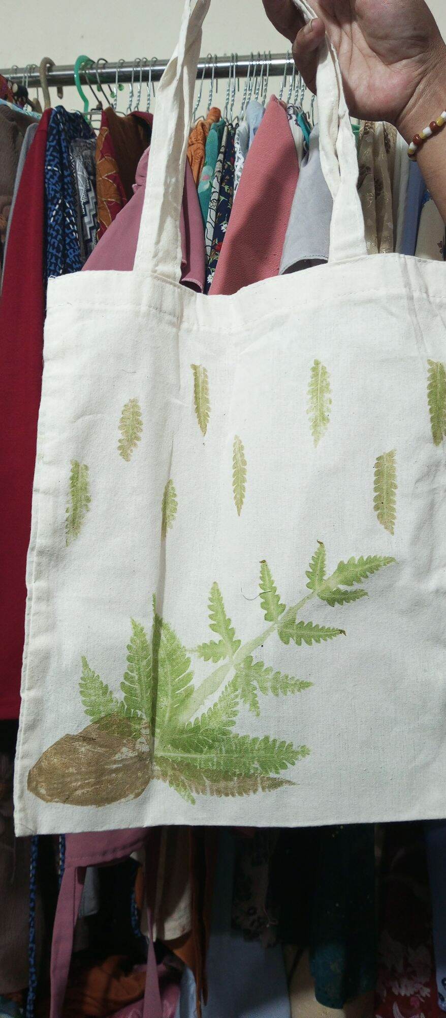 Tas Totebag Ecoprint Motif Paku-pakuan | Lazada Indonesia