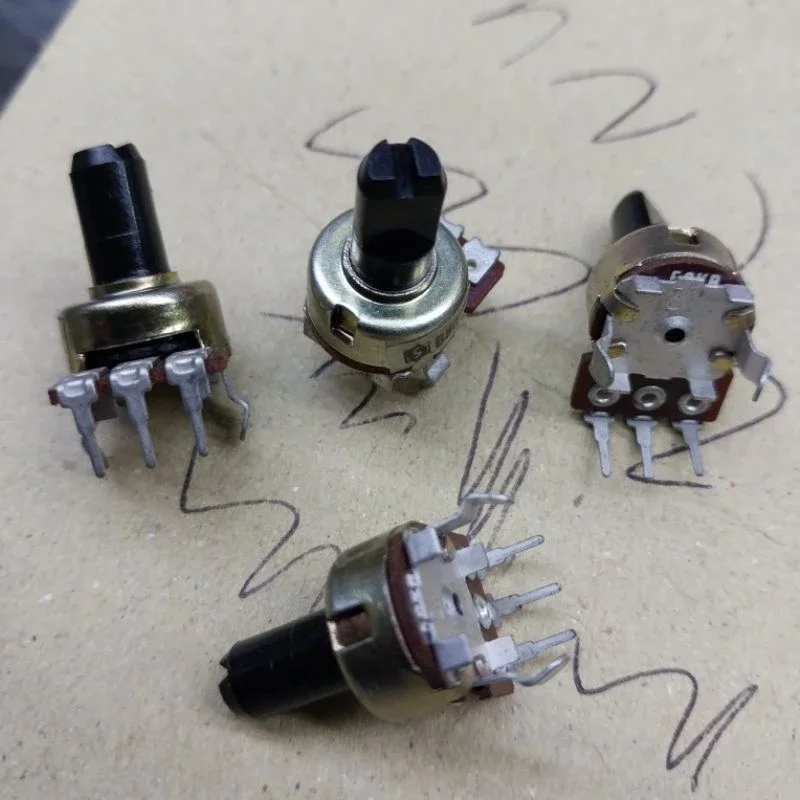 Potensio 3 pin 20K mini | Lazada Indonesia