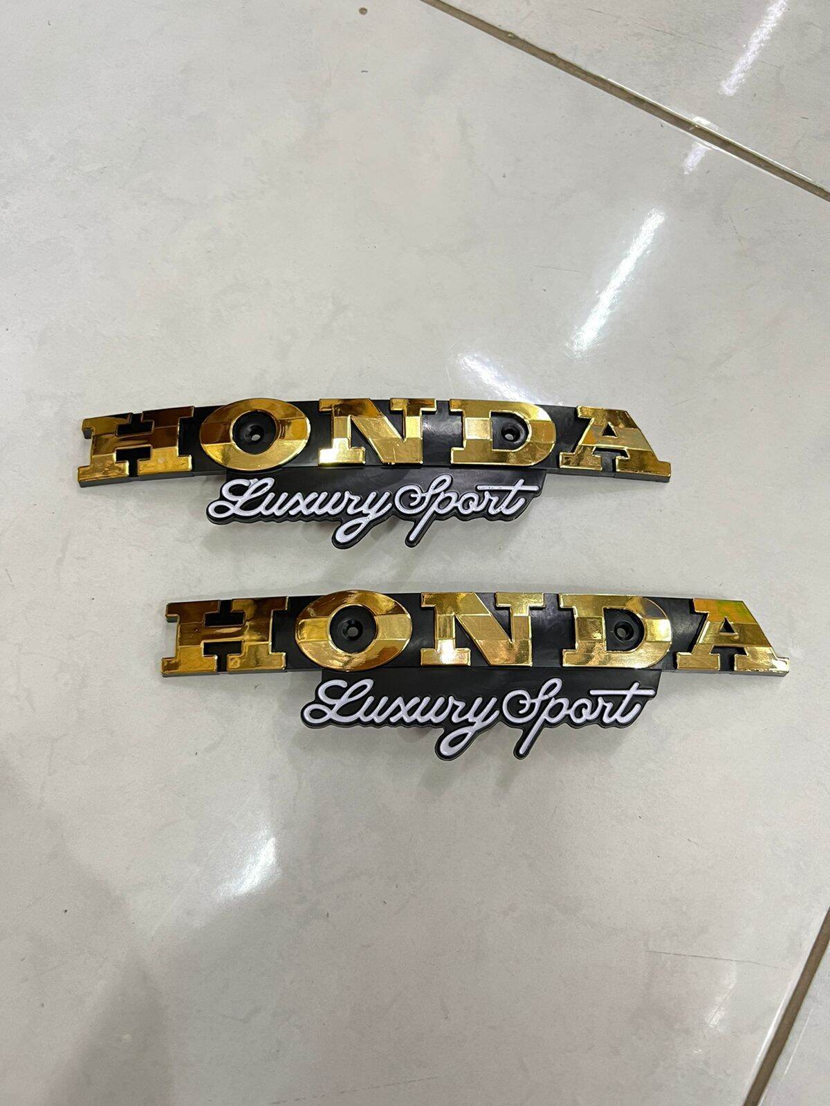 EMBLEM TANGKI GL PRO 100 GOLD HARGA PER SET KANAN KIRI | Lazada Indonesia