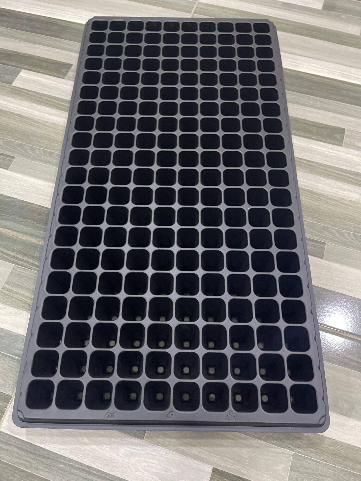 Pottray alat semai type K 200 isi 100 pcs | Lazada Indonesia