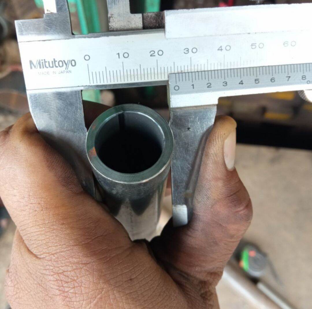 Pipa Besi Seamles Diameter 25/19 MM Tebal 3 MM Panjang 20 Cm | Lazada ...