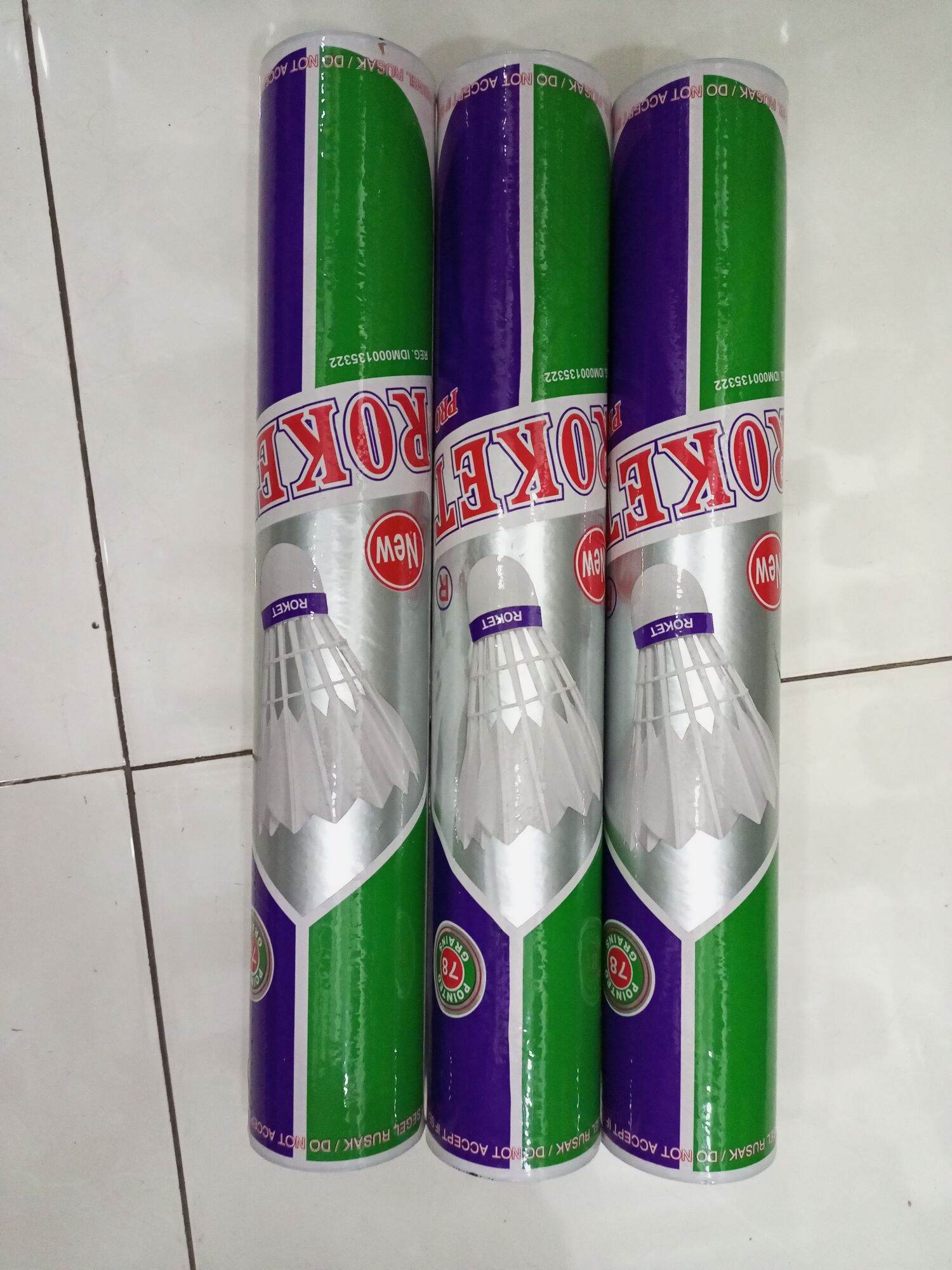 shuttlecock roket ungu kualitas bagus kuat buat pemula buat pro dan pemula enak buat indoor dan ...