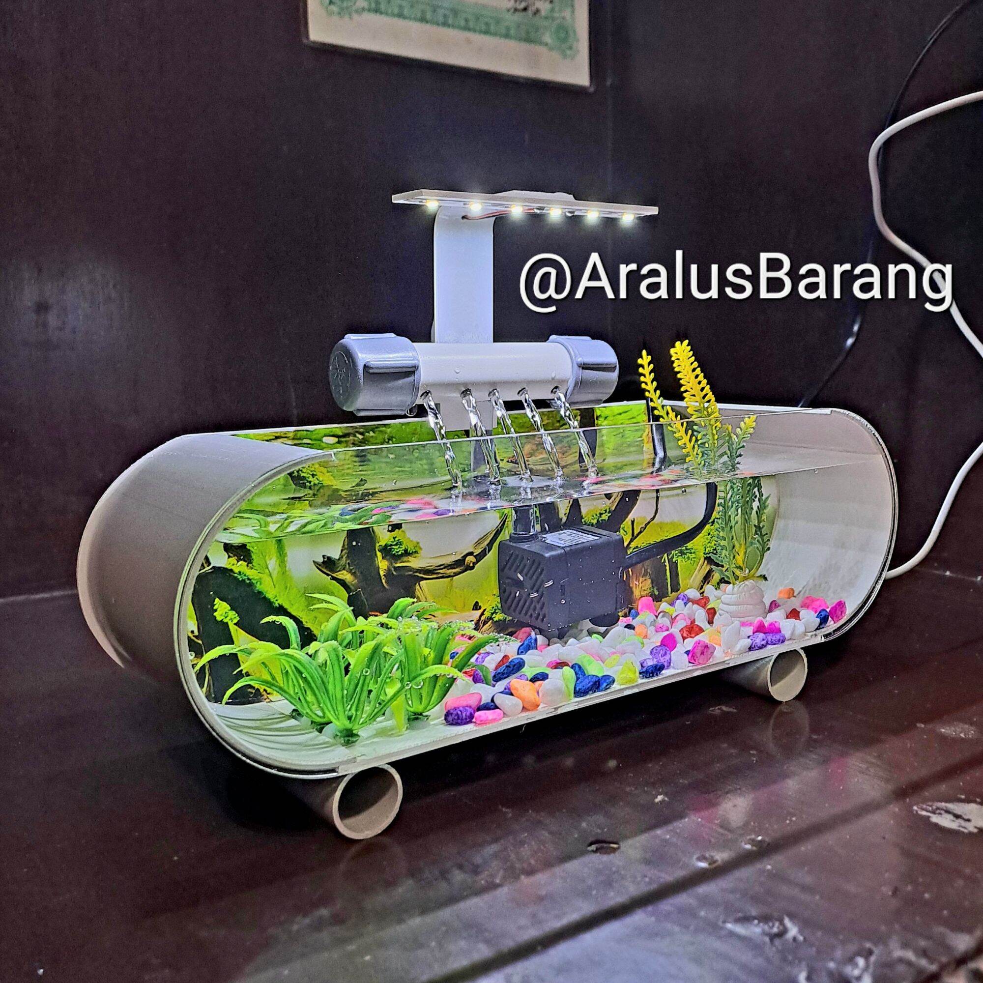 Aquarium Mini Full Set Dengan Pompa Dan Filter / Aquarium Akrilik ...