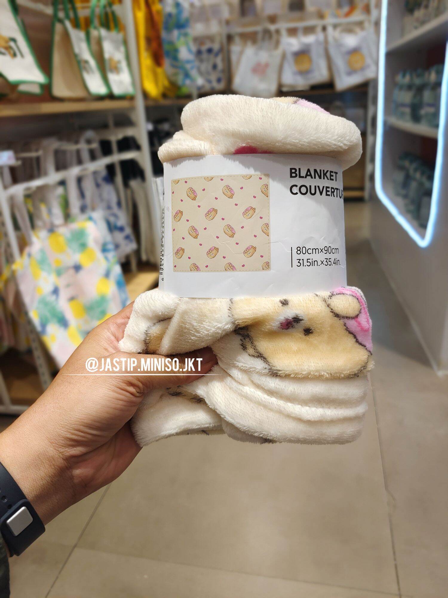 MINISO 🆕 Selimut Lembut MINI FAMILY BunBun Collection (sz.80x90cm ...