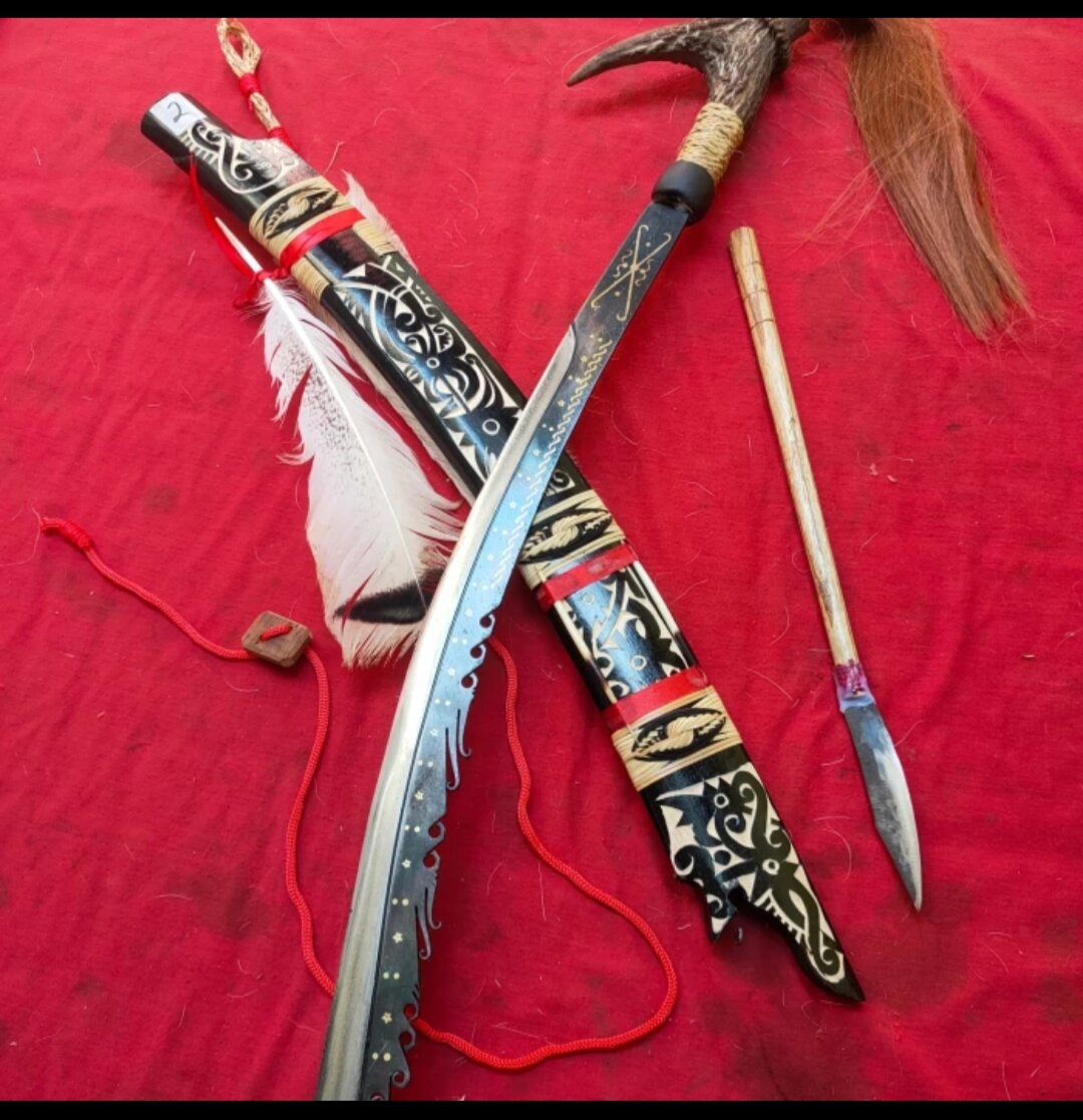 Mandau Tanduk Tipe jimpol Gloss 02 khas Kalimantan | Lazada Indonesia