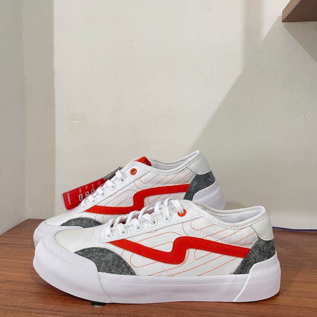 Patrobas X Cleo Low White Limited Edition | Lazada Indonesia
