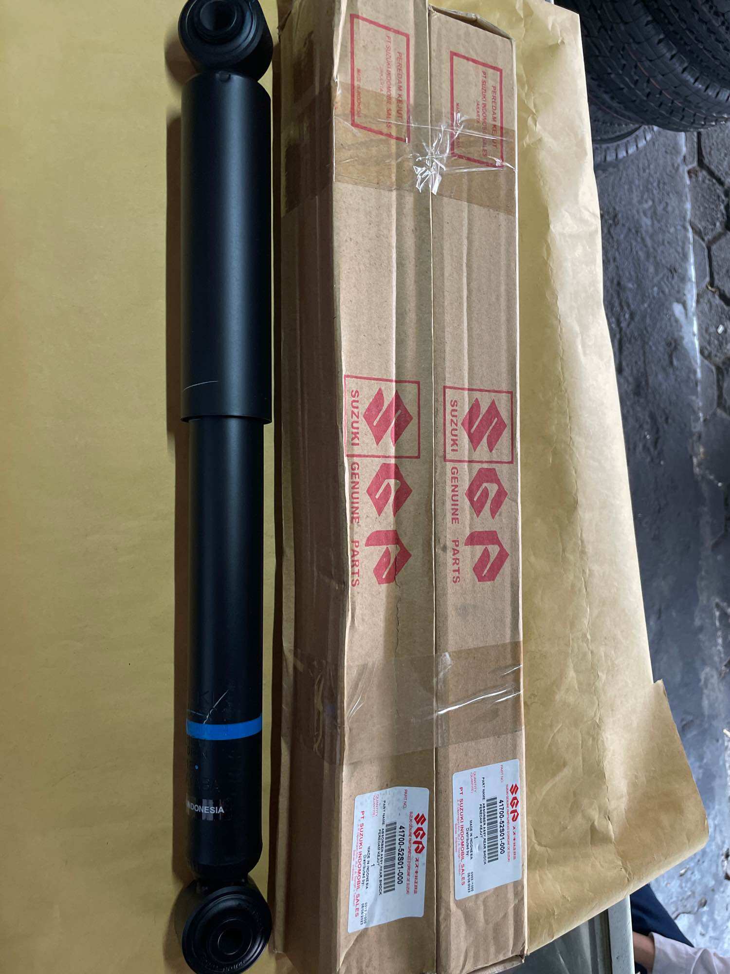 SHOCKBREAKER BELAKANG NEW CARRY 2019 TAYO ORIGINAL SGP 41700-52S01-000 ...