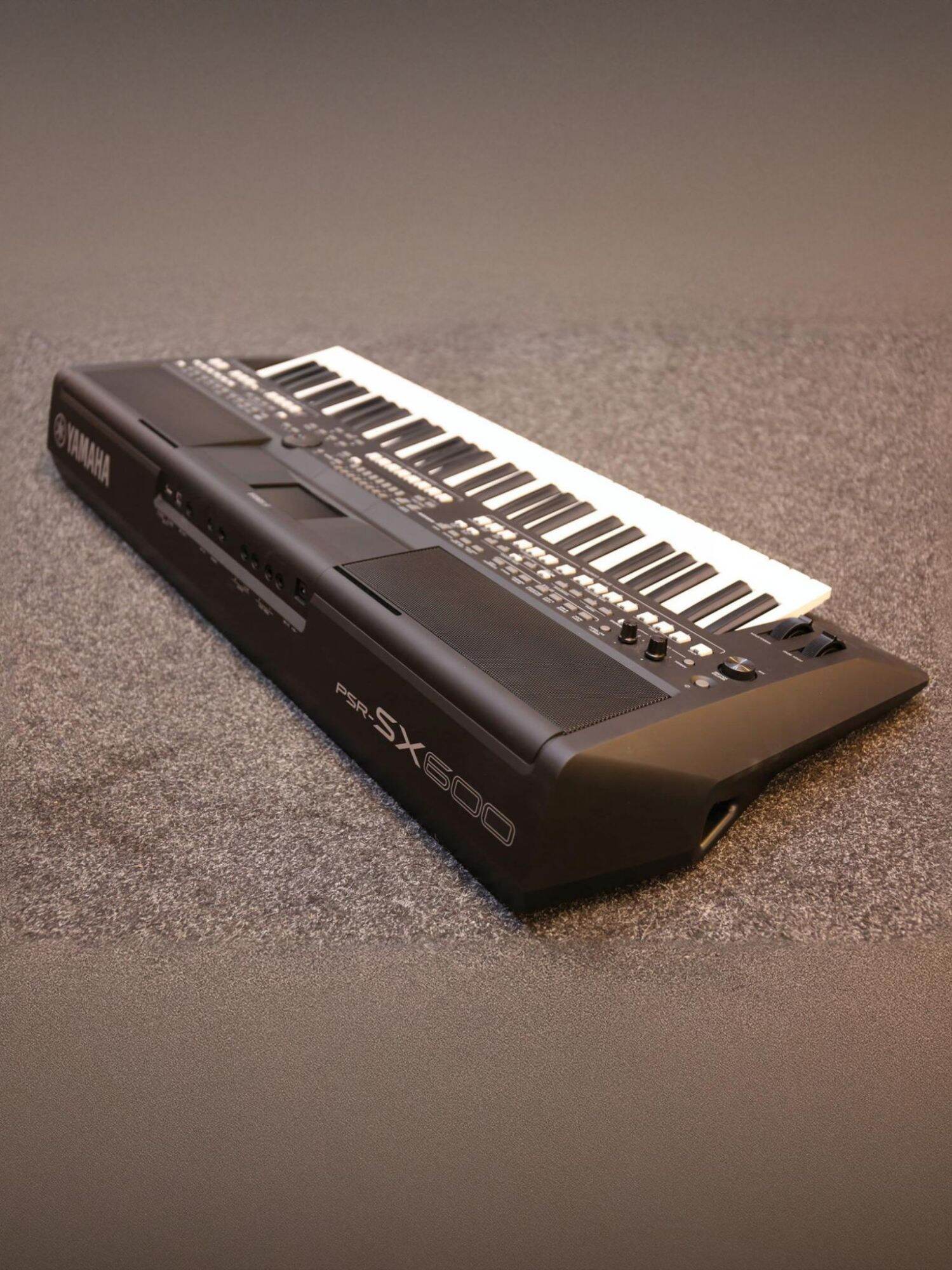 Yamaha PSR SX600 Keyboard Workstation Arranger PSR-SX600 New Original ...