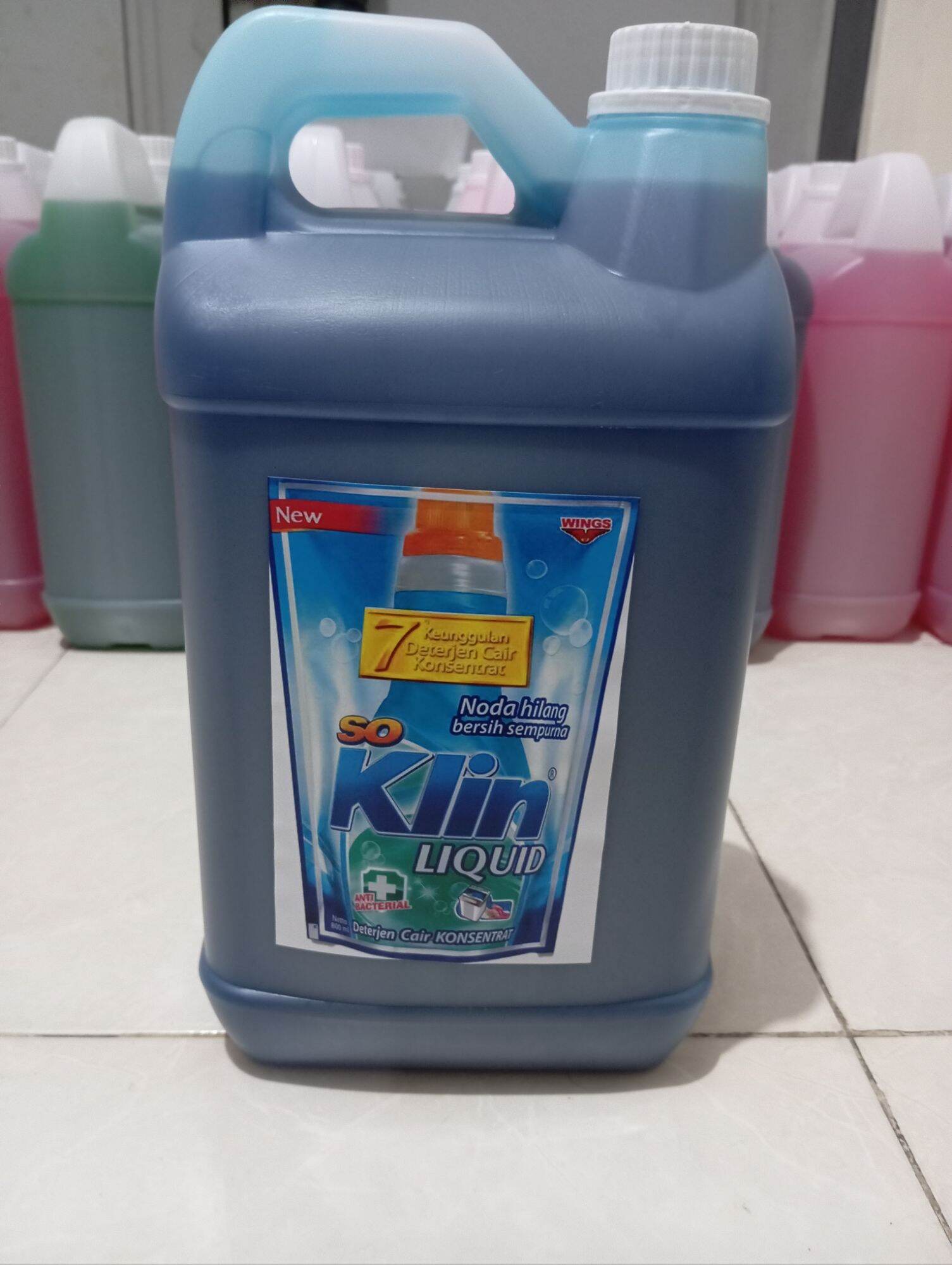 DETERJEN CAIR LAUNDRY, DRIGEN BIRU UKURAN 5 LITER tanpa stiker | Lazada ...