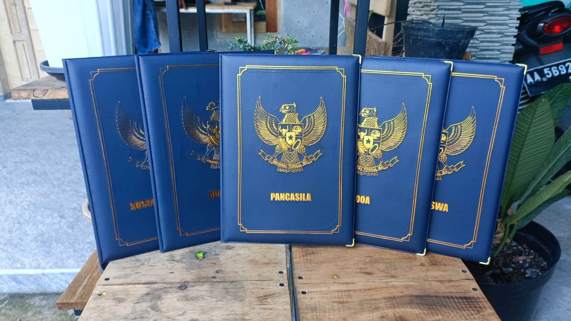 map upacara, sampul upacara, perlengkapan upacara,pancasila,UUD1945,DOA ...