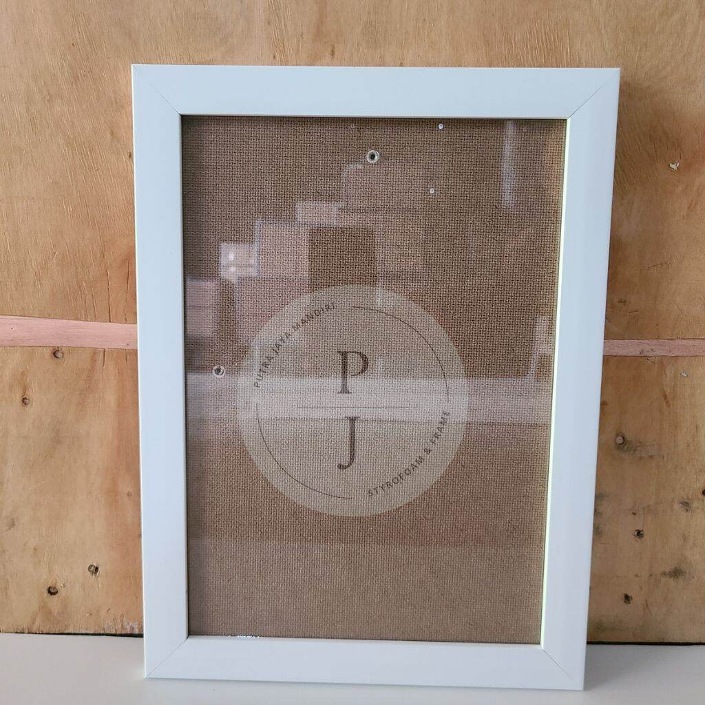 Bingkai Pigura Foto 10R 20 X 25Cm Minimalis Hitam Putih Sudah Pakai ...