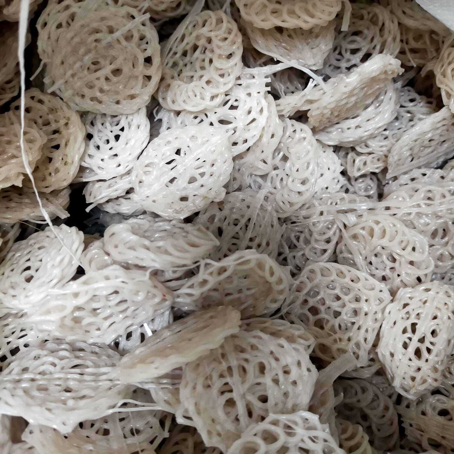 Kerupuk mamang Rafael/kerupuk mentah putih/kerupuk seblak viral mentah ...