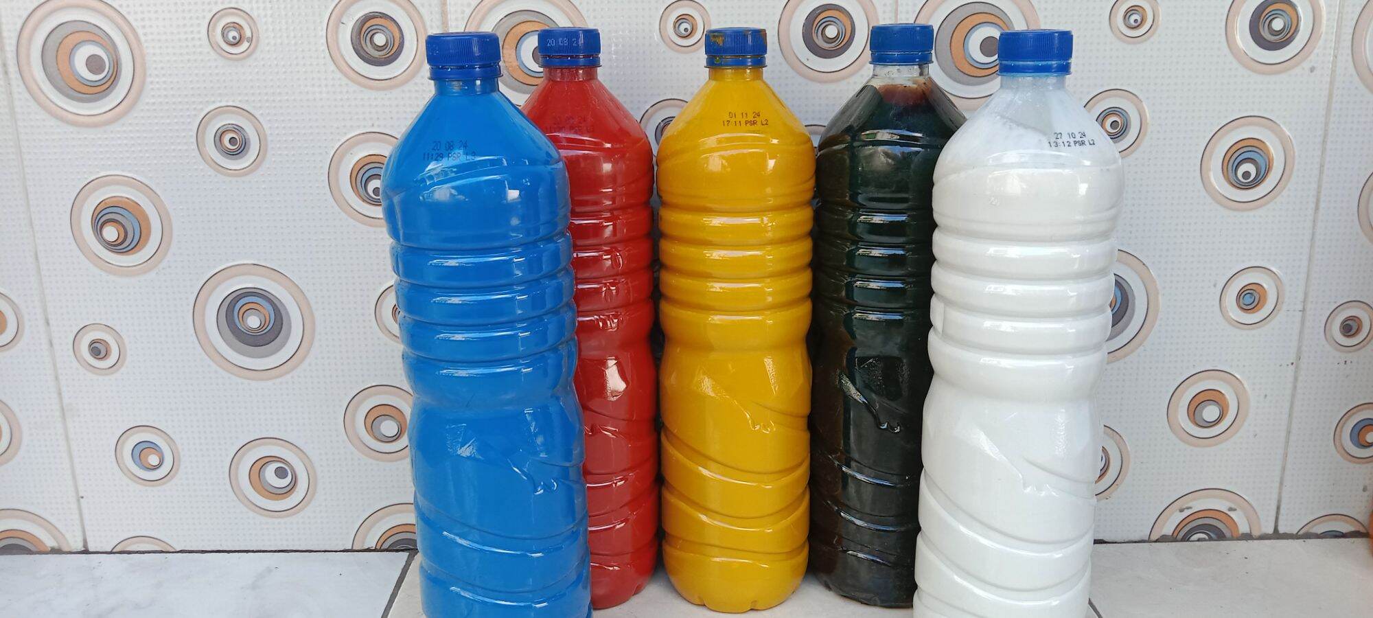 cat besi kapal per botol isi 1 kg setengah | Lazada Indonesia