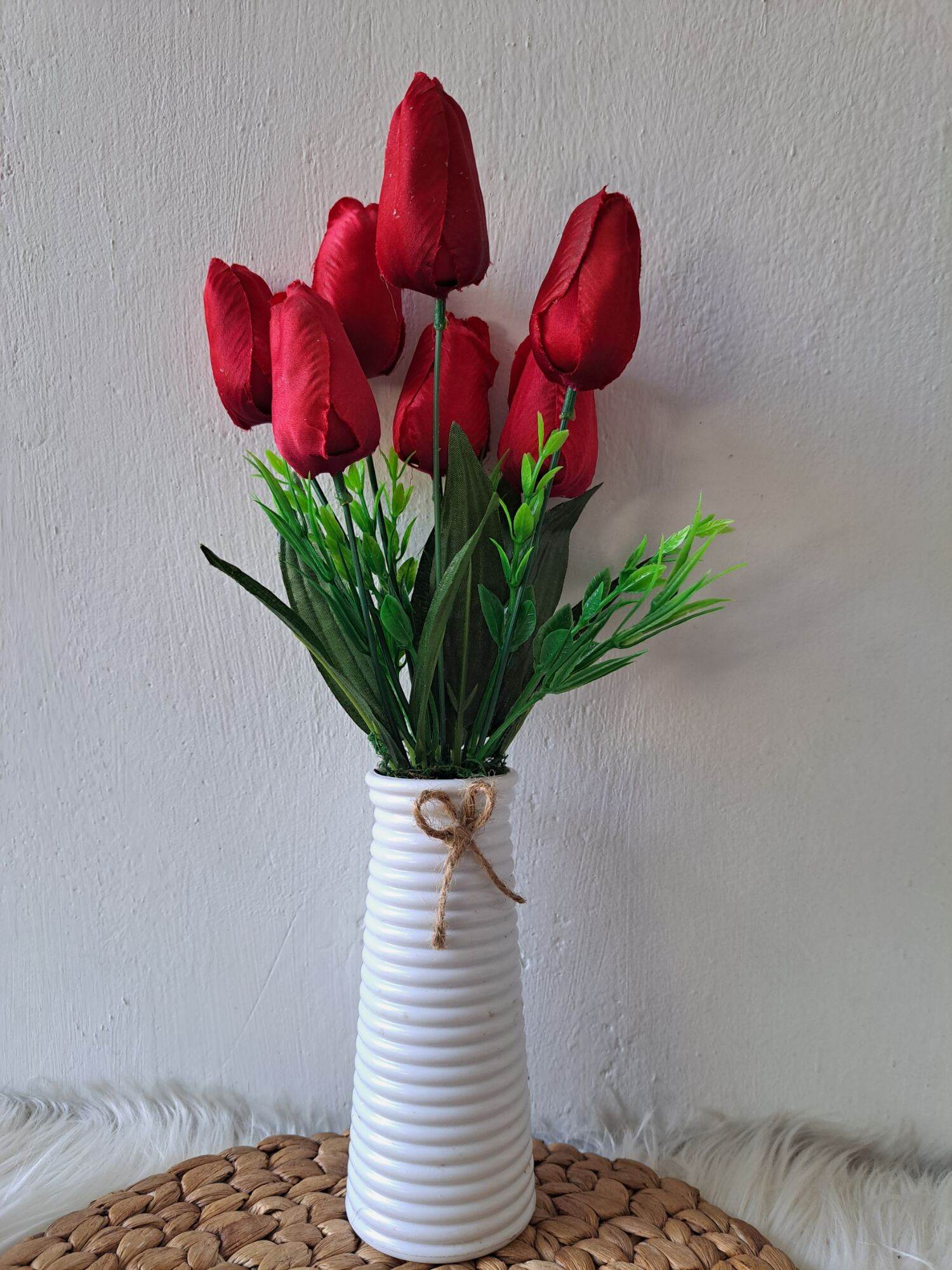 bunga tulip artificial berikut pot melamin ulir /bunga meja cantik ...