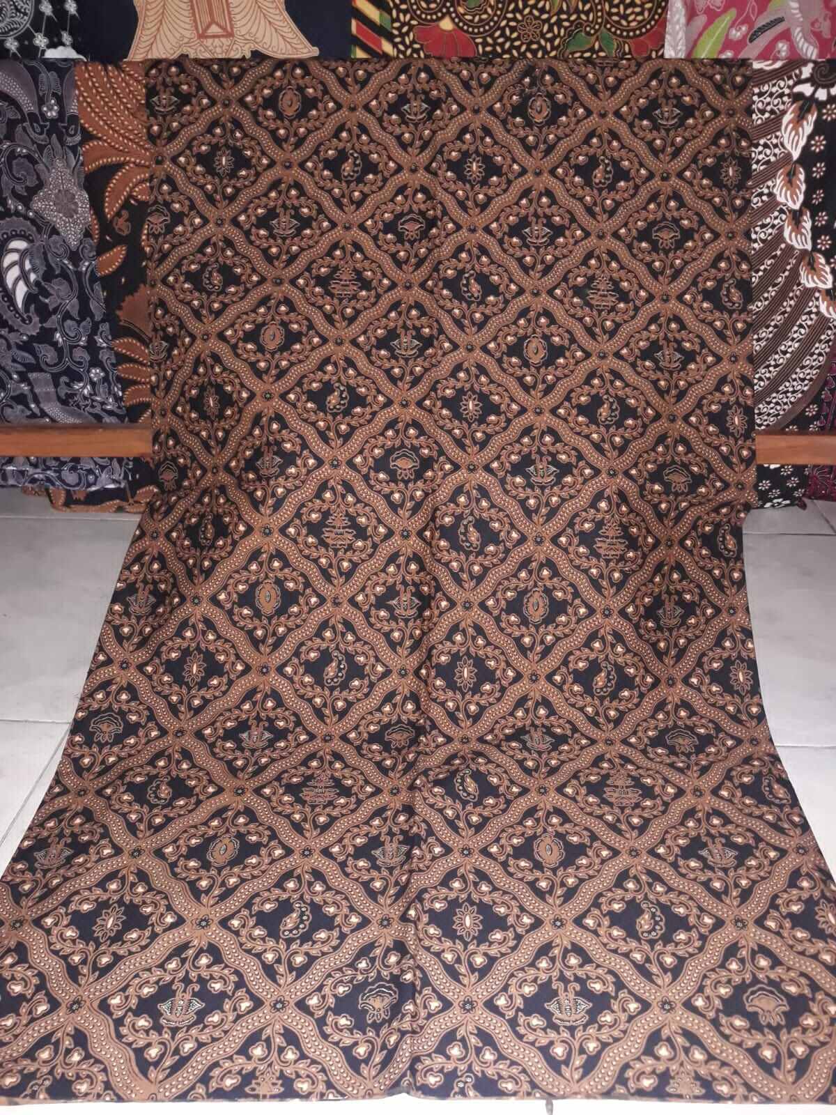 Kain Lembaran Kamen Jarik Tapeh Batik Motif Sidoluhur Solo | Lazada ...