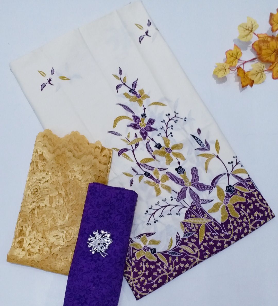 Kain batik - kain batik putih kombinasi- Kain batik unggul jaya Cibulan ...