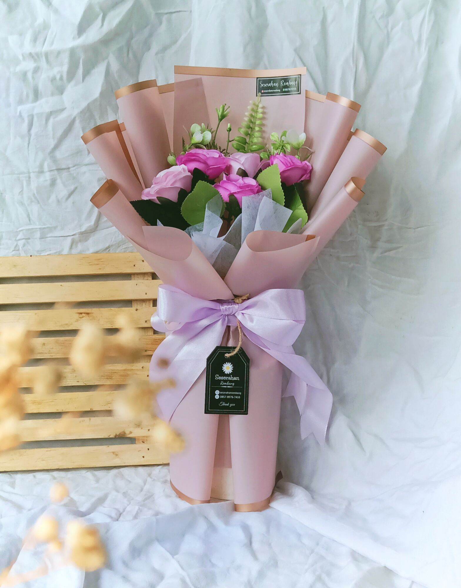 buket bunga / buket wisuda/buket tunangan | Lazada Indonesia