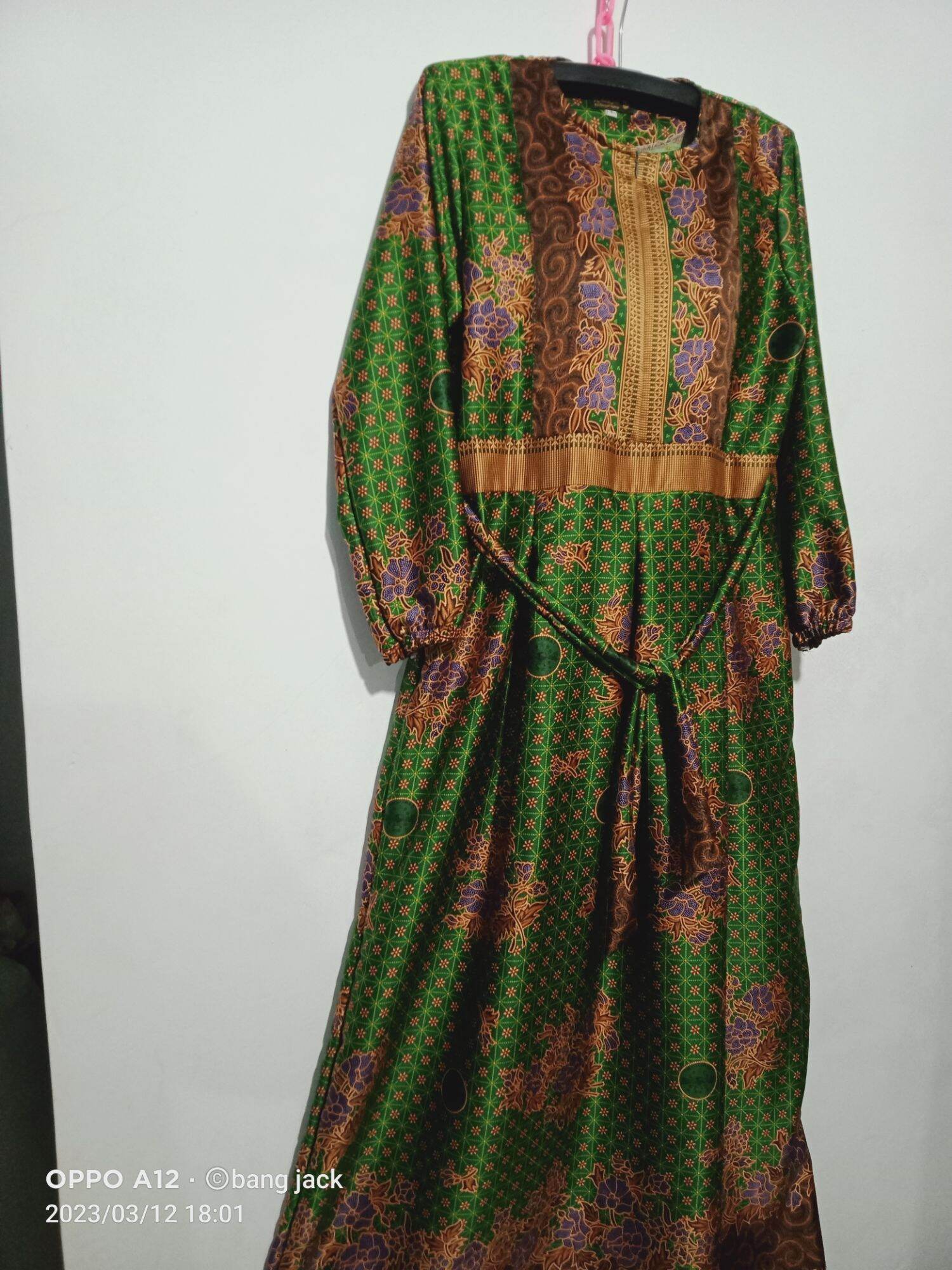 Seragam Muslimat Nu warna hijau muda bahan semi sutra terbaru Batik ...