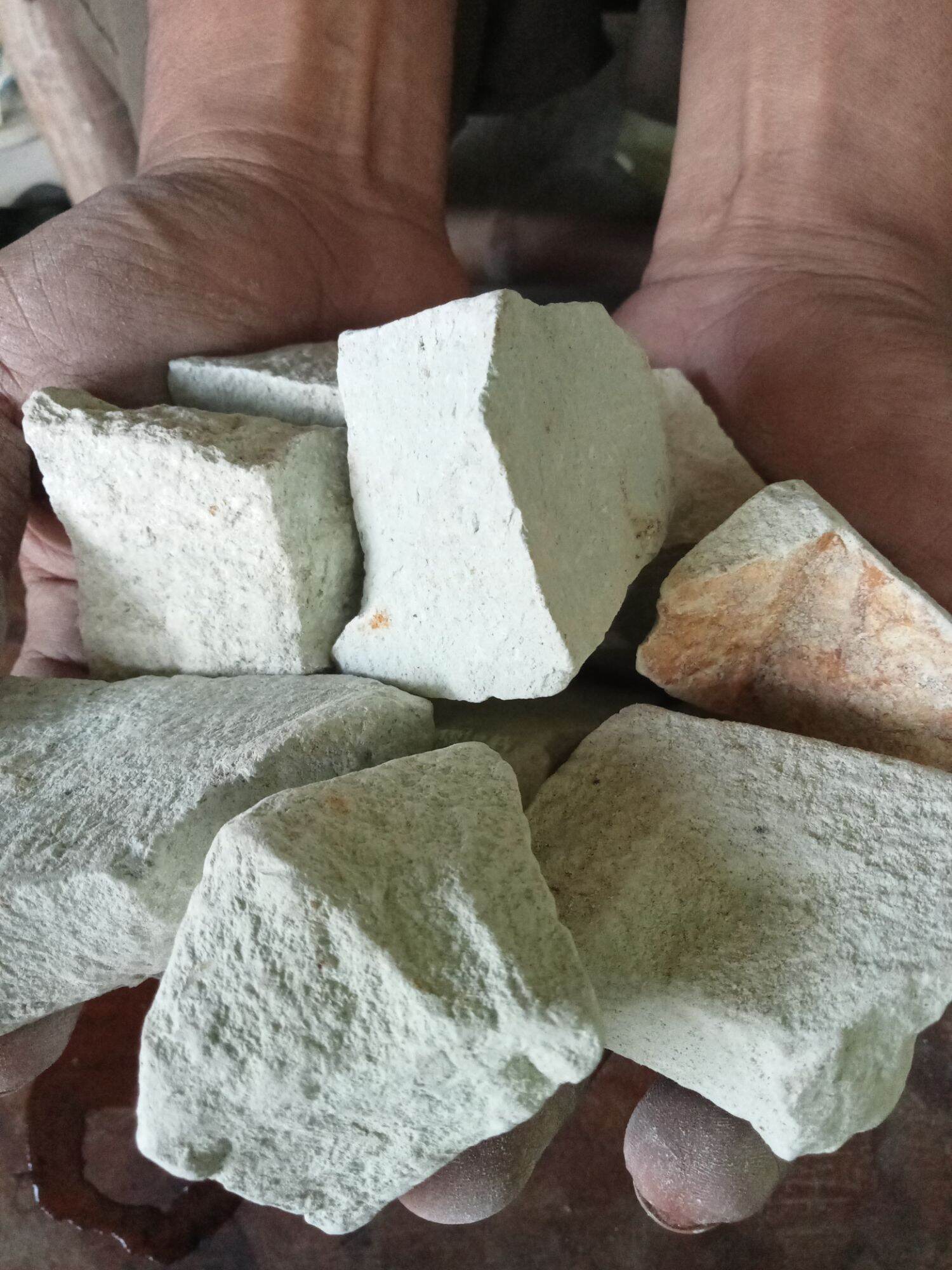 batu zeolit media filter /batu zeolit / batu media fillter | Lazada ...