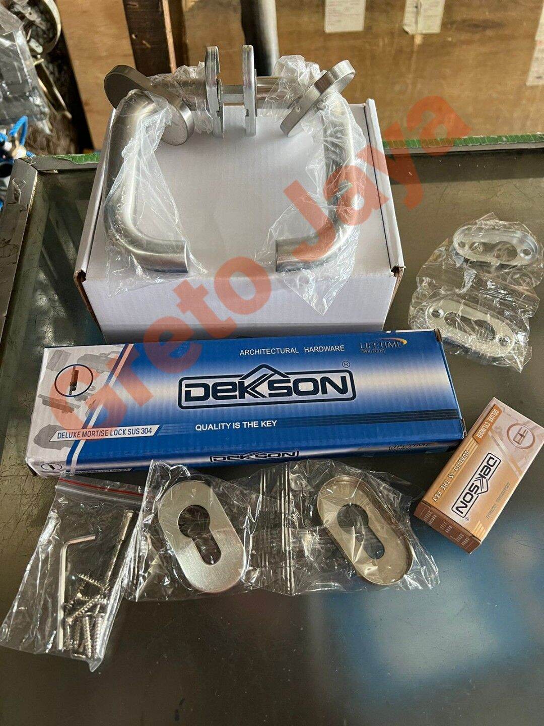 Kunci Pintu Dekson 84030 Komplit Lengkap 1 Set Gagang Handle Handel ...