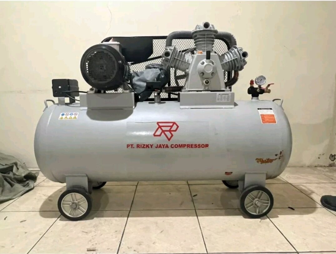 Kompresor Angin 10 hp Compressor Udara 7.5 KW Kompresor Piston 12.5 Bar ...