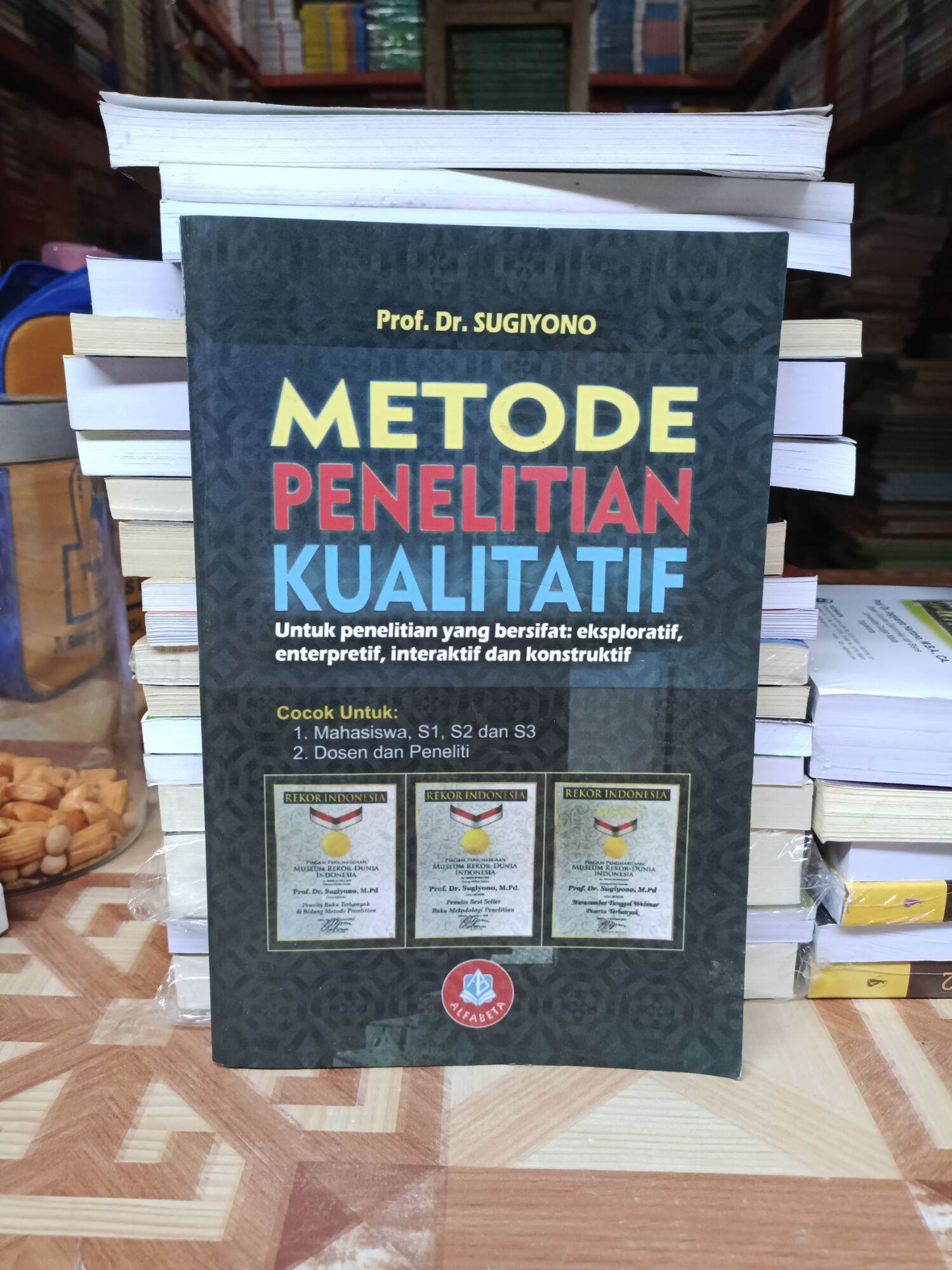 METODA PENELITIAN KUALITATIF : PROF DR SUGIYONO | Lazada Indonesia