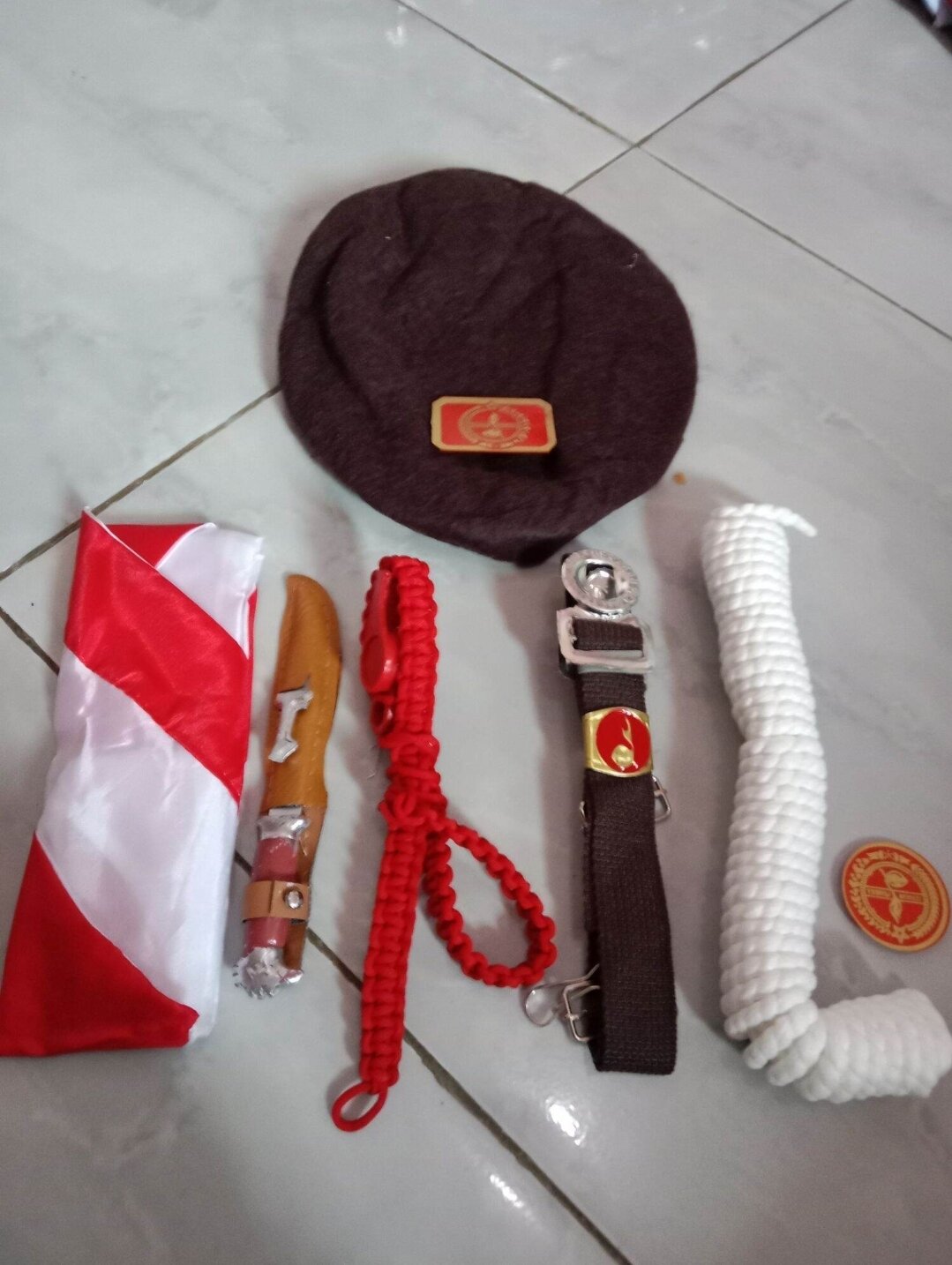 satu set atribut pramuka sd lengkap putra putri | Lazada Indonesia