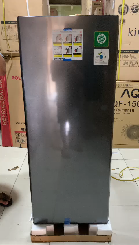 Freezer SHARP FJM 198 A HS 185 Liter Low Watt Stand Freezer 49 W 8 Rak