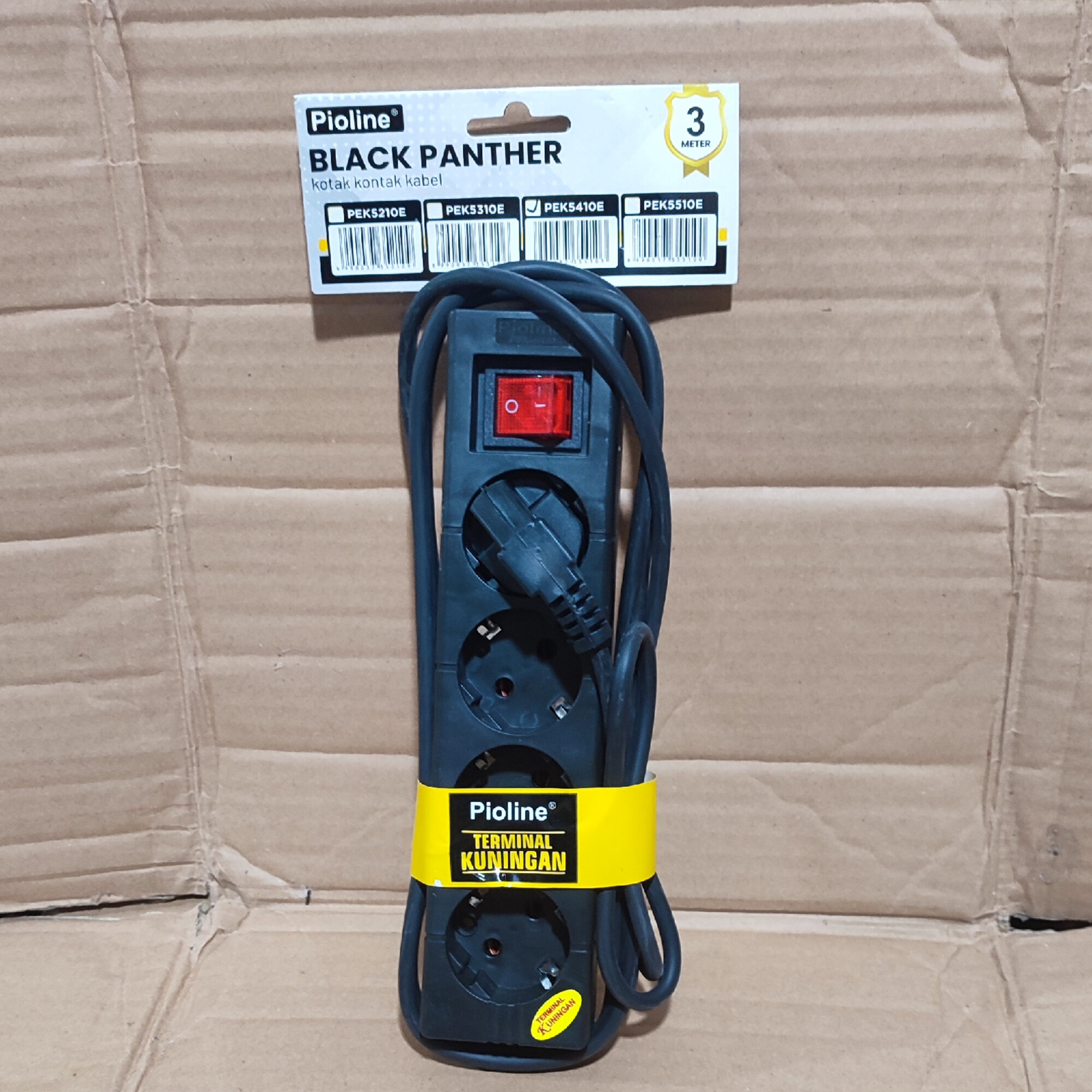 Stop kontak pioline black panther 4 lubang 3 meter terminal kuningan ...