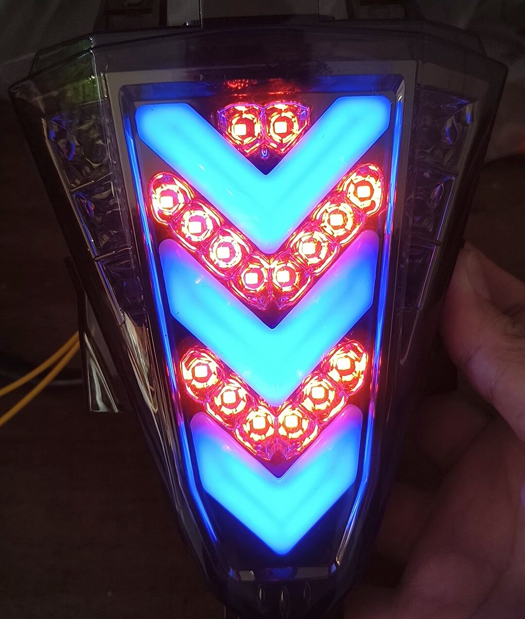 Lampu stop R15 V2 Old plus sein 3 in 1 | Lazada Indonesia