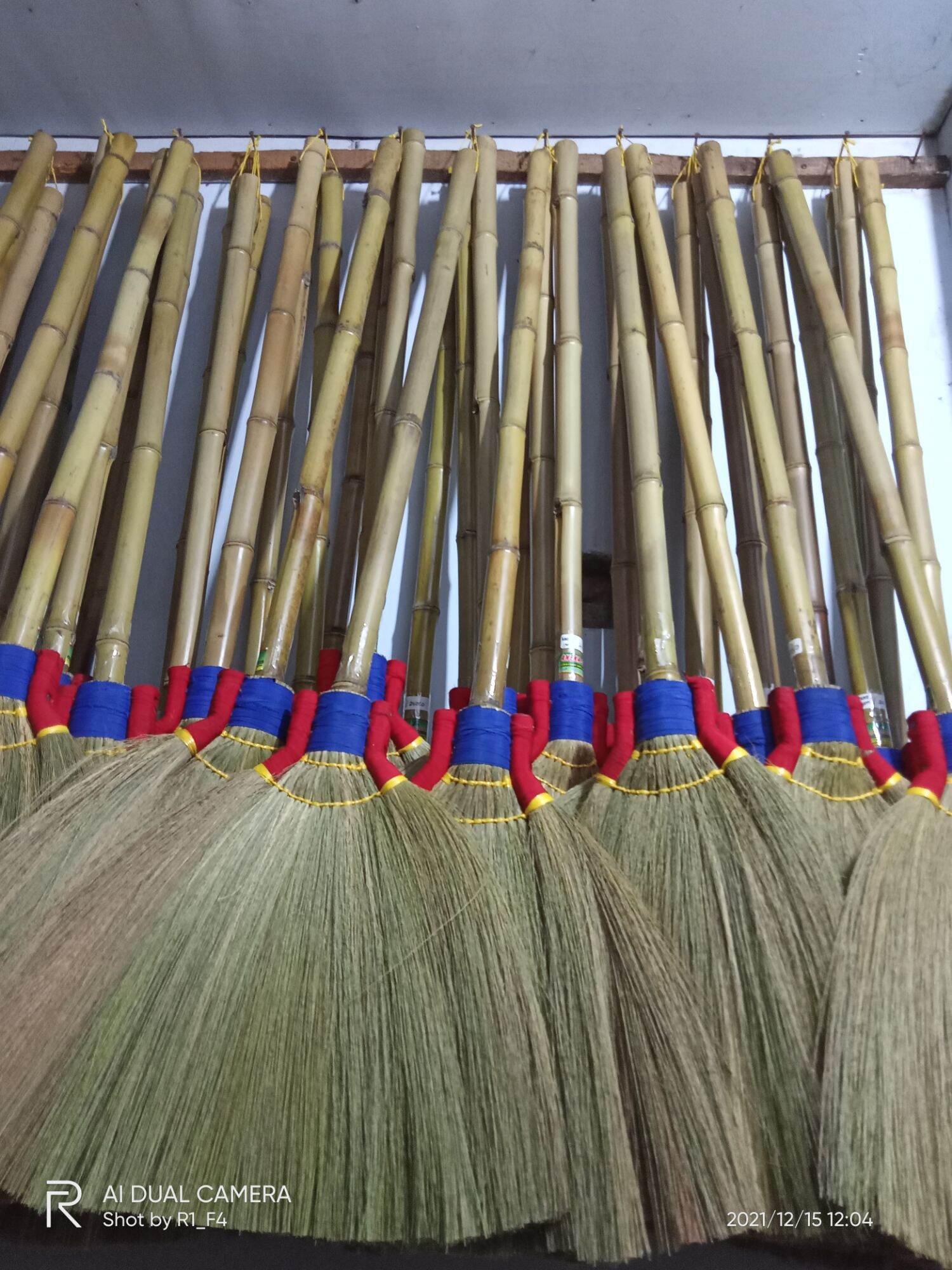 Sapu Murah Tebal Anti Rontok/Sapu Ijuk/Sapu Lantai | Lazada Indonesia