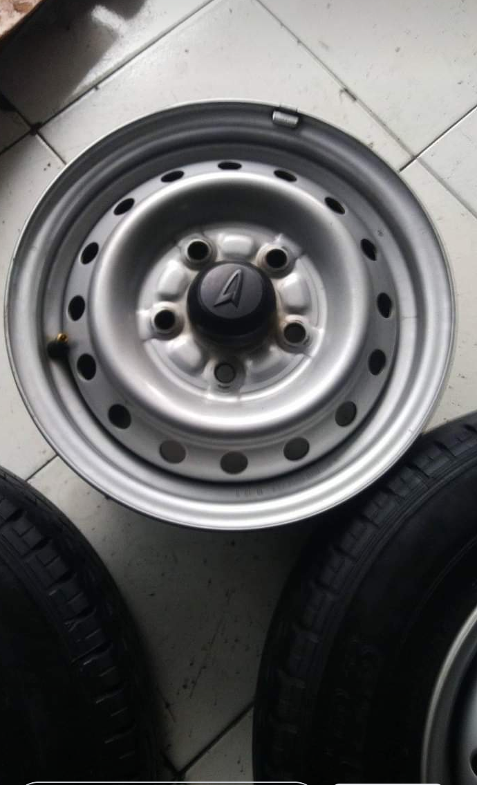 velg kaleng r13 PCD 5x114 ori grandmax megacarry mulus | Lazada Indonesia